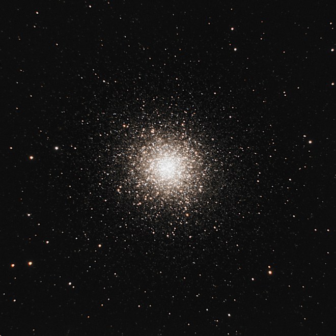M13 Hercules Cluster – Night Sky in Focus