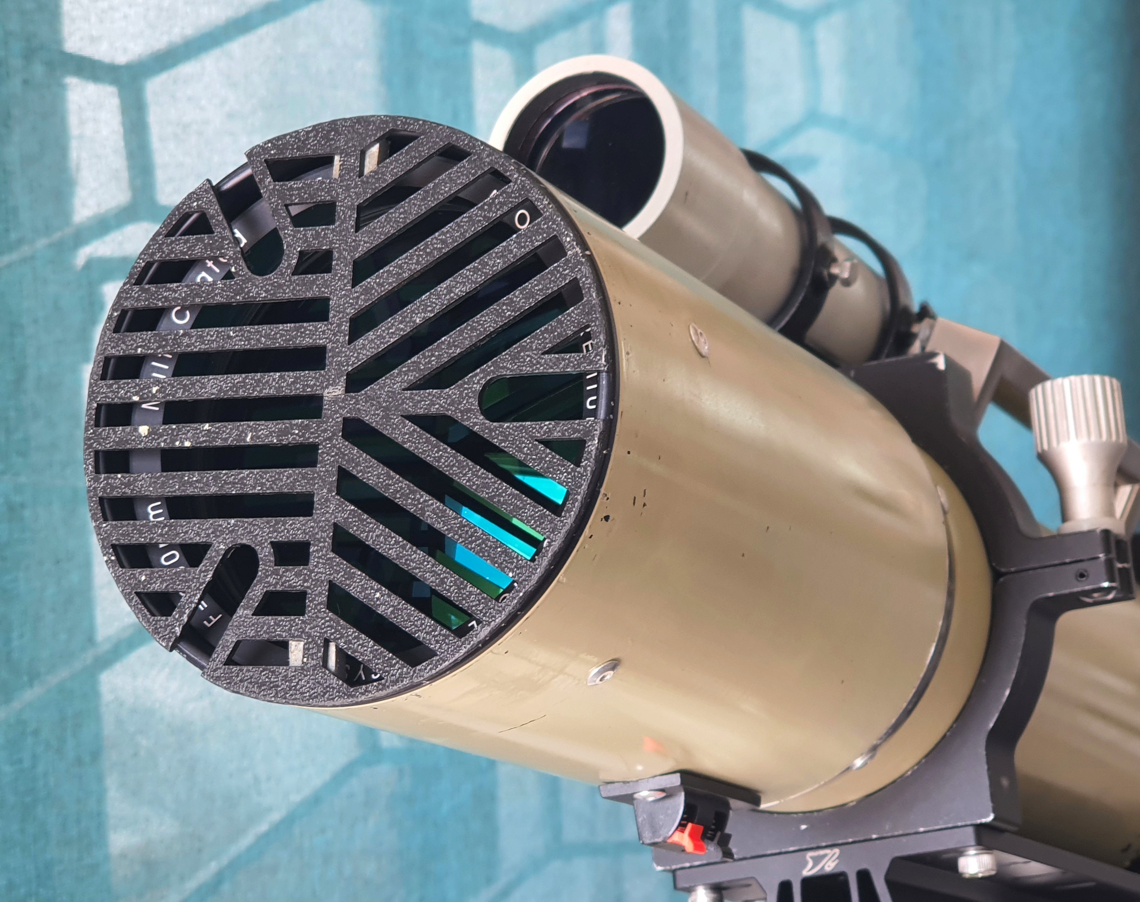 Bathinov Mask – Night Sky in Focus